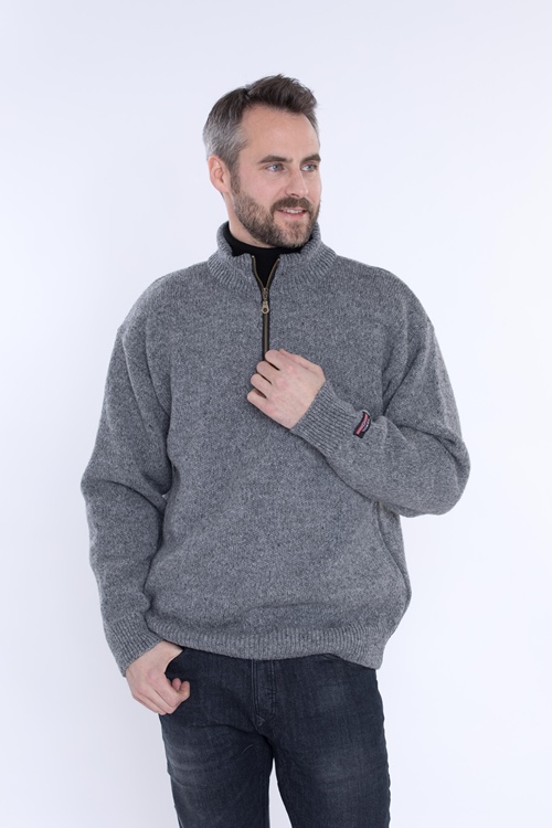 Original Norwegian Jumper with ice star pattern of pure new wool.
